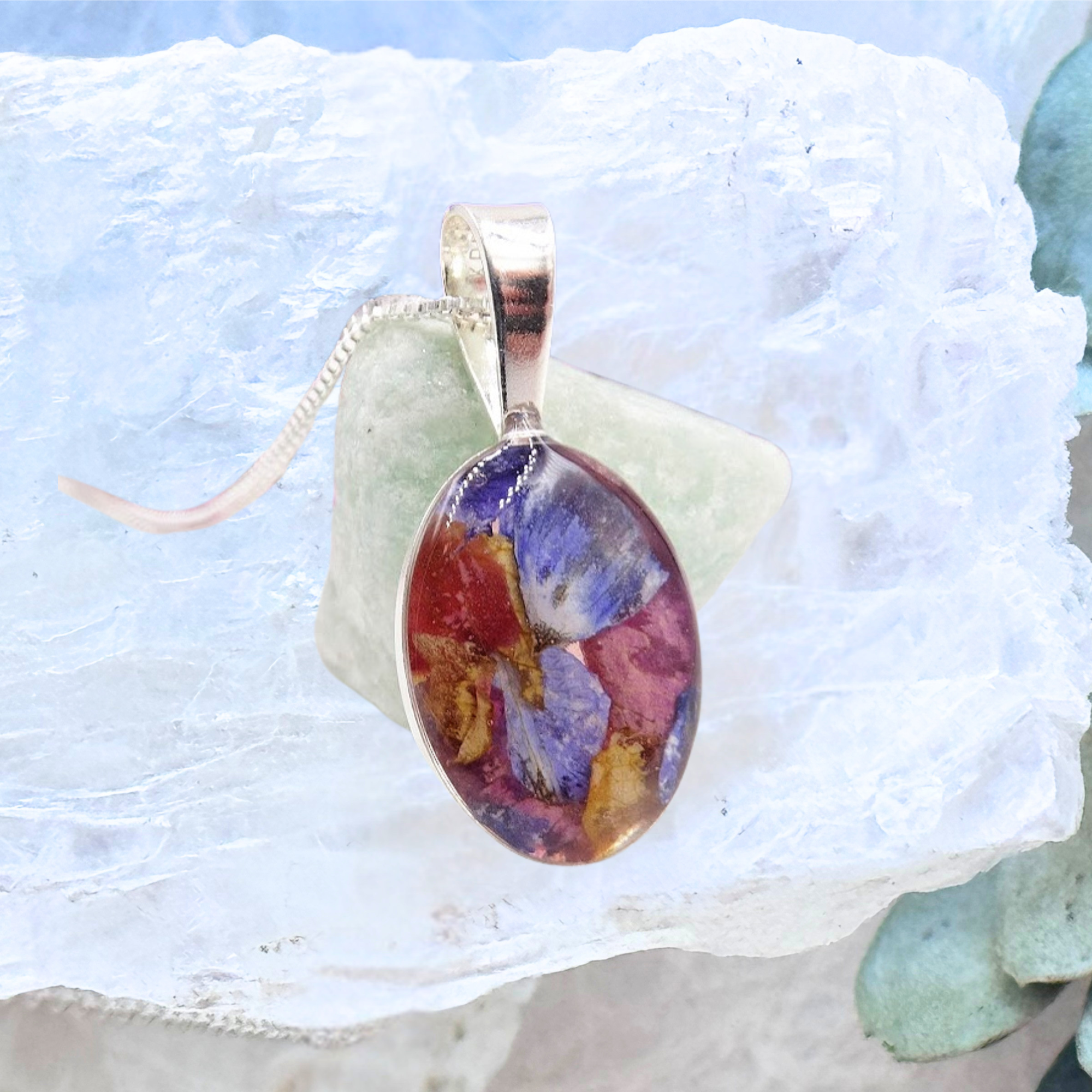 Timeless Floral Keepsake – Oval Memorial Pendant Made from Your Flowers ...